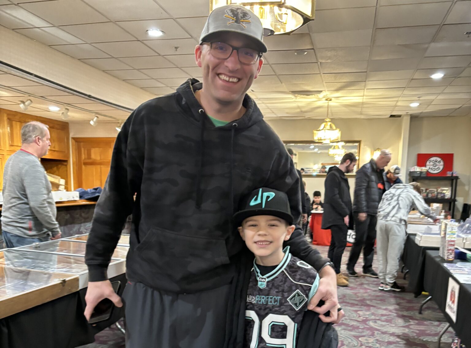 PAY IT FORWARD CARD SHOWS